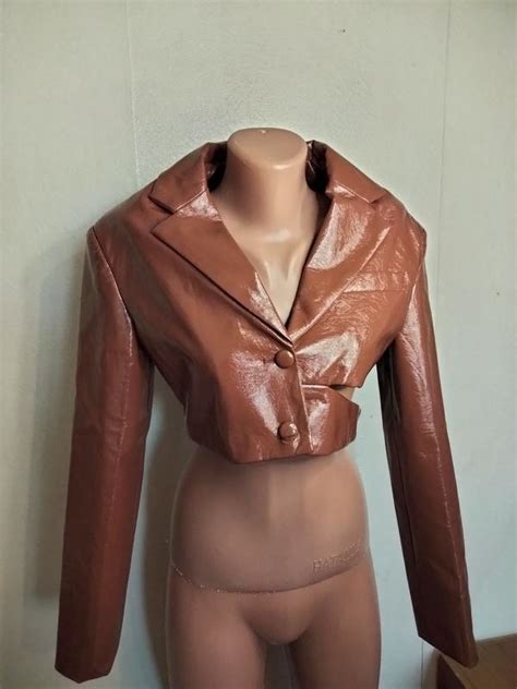 Кожанка — ціна 900 грн у каталозі Куртки Купити жіночі речі за доступною ціною на Шафі Україна