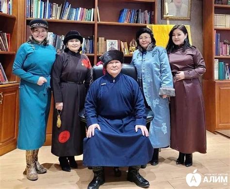 Эмэгтэйчүүдийн квотыг зарах болсон талаар тэмцэгч Г Хажидмаа их ч ярьсан даа