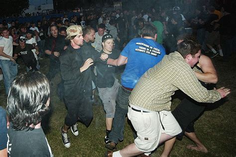 Heavy Metal Mosh Pit Mosh Pit Mosh Pits Pinterest Posts