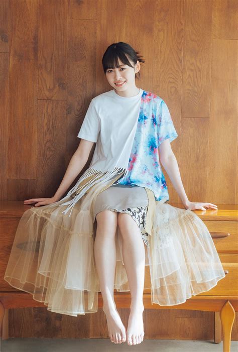 画像66 櫻坂46山下瞳月、雑誌初ソロ表紙で白肌輝く 三期生全員での 最後のチャンス”語る モデルプレス