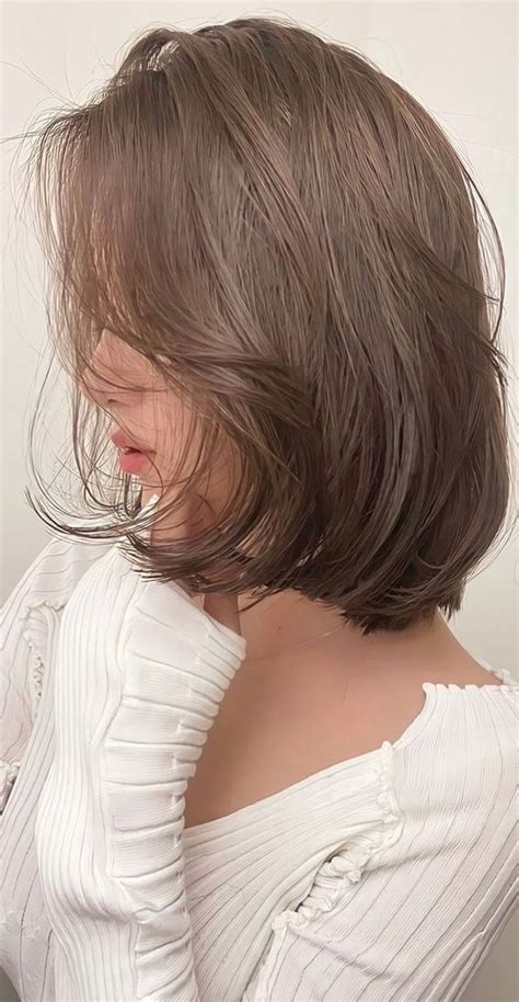 Layered Bob Side Bangs 27 Layered Bob Haircut Iconic Looks Not To Miss