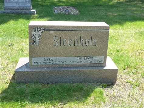 Rev Erwin Herman Frederic Stechholz 1913 2000 Find A Grave Memorial