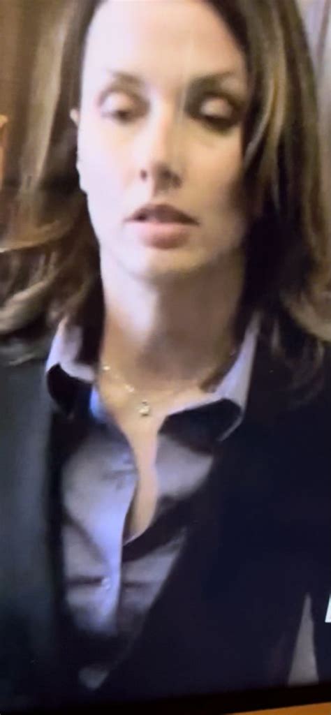 Pin P Bridget Reagan In A Button Up Outfit