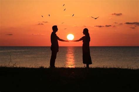 Любовний гороскоп на 9 червня для всіх знаків Зодіаку Сатурн змінить фазу любовного божевілля