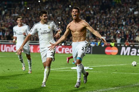 Cristiano Ronaldo Goes Shirtless Iker Casillas Starts Kissing As Real