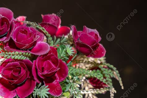 다크 톤 인공 꽃 빈티지 꽃 배경 확대 정물 꽃들 배경 일러스트 및 사진 무료 다운로드 Pngtree