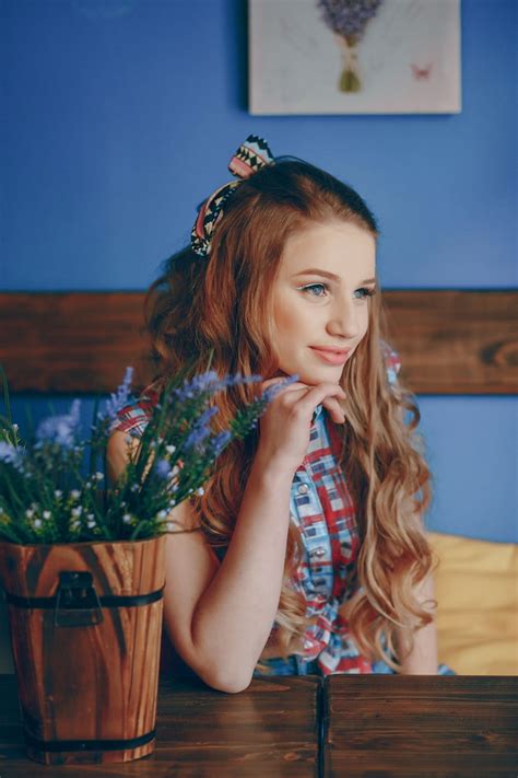 Suesse Maedchenbilder Bilder Kostenloser Download Auf Freepik