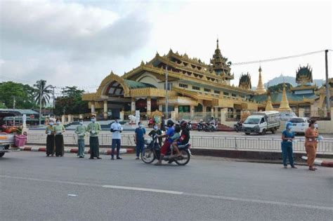 သထုံတွင် မြို့နယ်စီမံအုပ်ချုပ်ရေးအဖွဲ့နှင့် တာဝန်ရှိသူများပူးပေါင်း၍ Mask Campaign ဆောင်ရွက