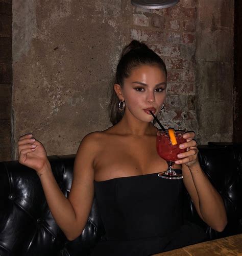 Selena Gomez Sexy Photos Thefappening