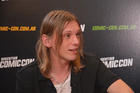 A Solas Con Jamie Campbell Bower Vecna En “stranger Things” “mantuve