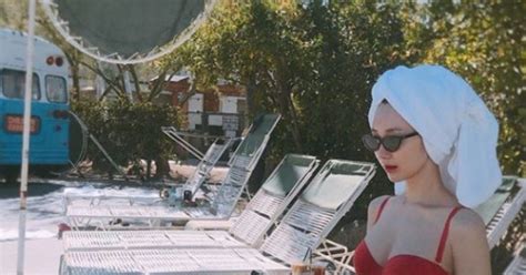 빨간 수영복 고준희 눈 뗄 수 없는 육감적 보디라인