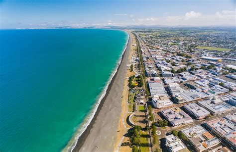 Napier Art Deco Explored In A Seniors Small Group Tour Odyssey Traveller