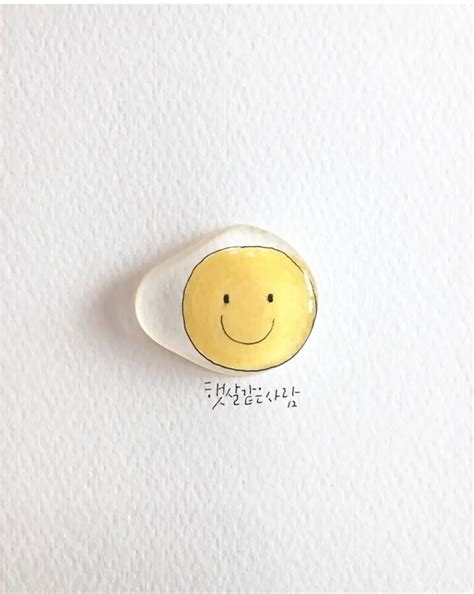 내가 스레드를 한다고 했더니 남편도 스레드를 한다면서 누가 먼저 1000명 만들지 시합하자네 대체 그걸 왜 해야지 싶으면서도 지기가 싫으네 ㅋㅋㅋ 그러면서 스레드 염탐