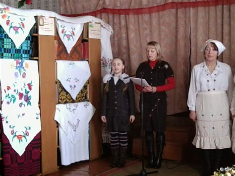 СЕЛЬСКАЯ БИБЛИОТЕКА Телепроект Время читать и участница от библиотеки музея народного