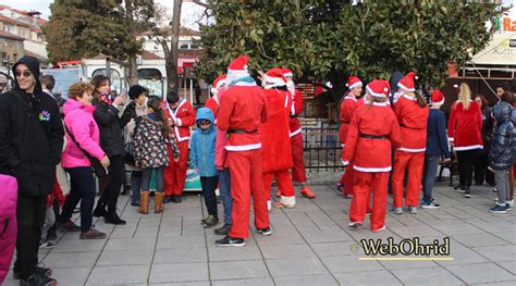 За прв пат во Охрид одржана трка со Дедомразовци • Webohrid