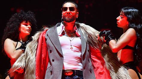Maluma Regaña A Mujer Por Llevar Bebé A Su Concierto Sea Un Poco Más Consciente Unotv