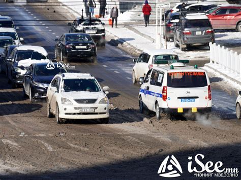 Нийтийн эзэмшлийн зам талбайг 39 машин техник хэрэгсэлтэйгээр цэвэрлэж байна гэв Isee Mn