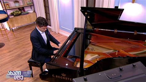 ცოცხალი მუსიკა ახალდღეში ნაწყვეტი ედვარდ გრიგის ნაწარმოებიდან Youtube