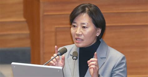 농민 상처에 소금 뿌린 농식품부장관 농망법 발언