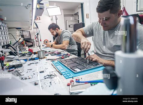 Technical Support And Fixing Gadgets Problems Servicing Repairing Cleaning Maintaining