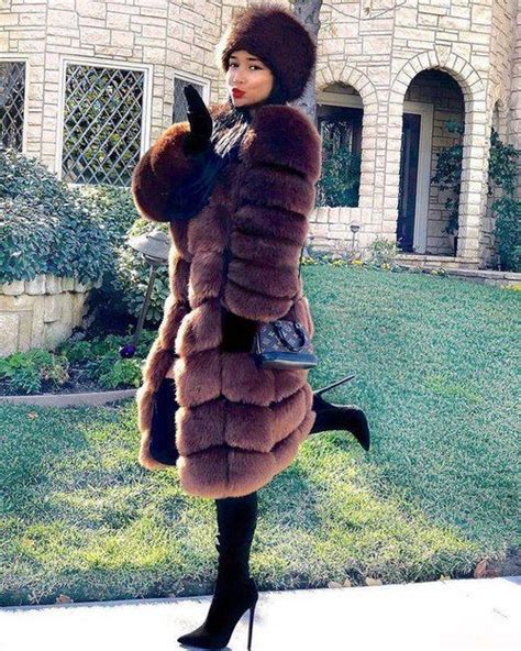 Шубы полушубки зима 2020 2021 Супер идеи шубы в пол полушубки образы тренды тенденции шубы