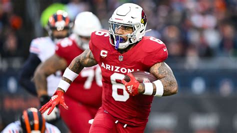 Highlight Conner Converts Third Down Swing Pass Into Six Points