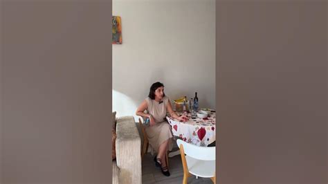 დეა მამისეიშვილი და გიორგი გაბუნია სახლში საუბრობენ Youtube