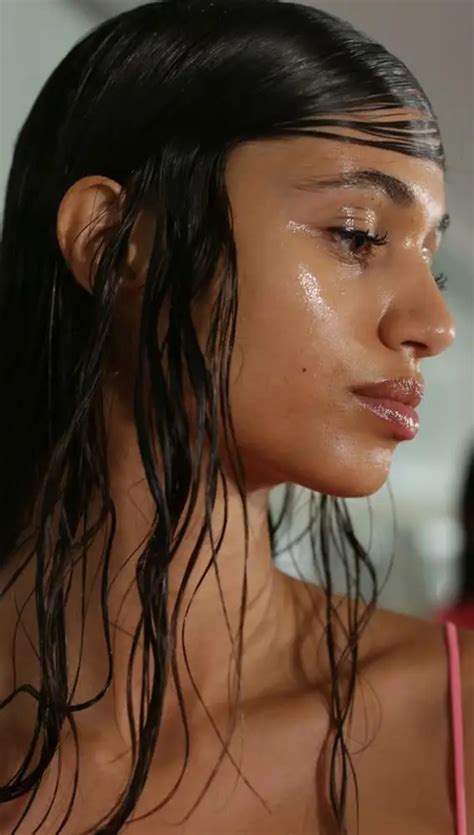 Wet Look O Pelo Efecto Mojado Cómo Conseguir Paso A Paso El Peinado