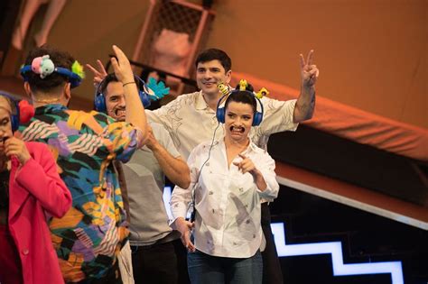 Mori De Râs Cu Dicția Lor Toată Gașca De La „săriți De Pe Fix