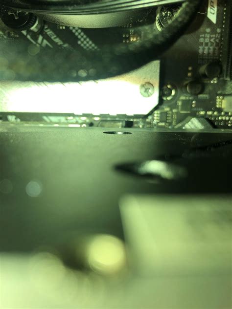 Help Me My Gpu Wont Come Out And The P Ur Clip Is Stuck R Pcmasterrace