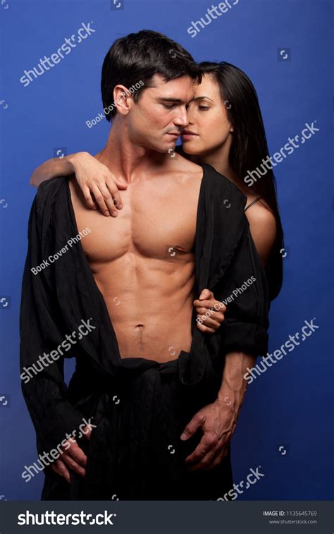 Sexy Couple Pose Camera Foto Stok 1135645769 Shutterstock