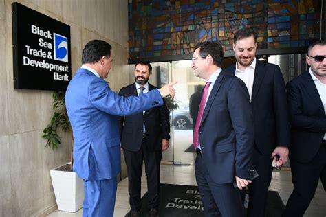 Άδωνις Γεωργιάδης On Twitter