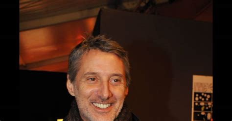 Antoine De Caunes à La Présentation De Lexposition Sex In The City à