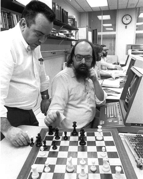 descifrada finalmente la contraseña bsd del cofundador de unix ken