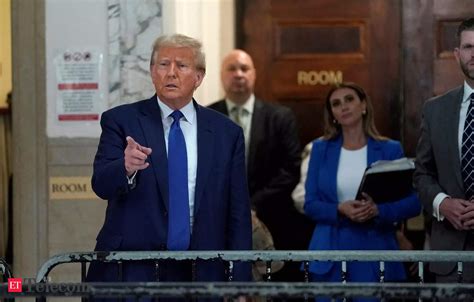 Trumps Micro Blogging Platform Truth Social Loses 73 Million Since Launch Et Telecom