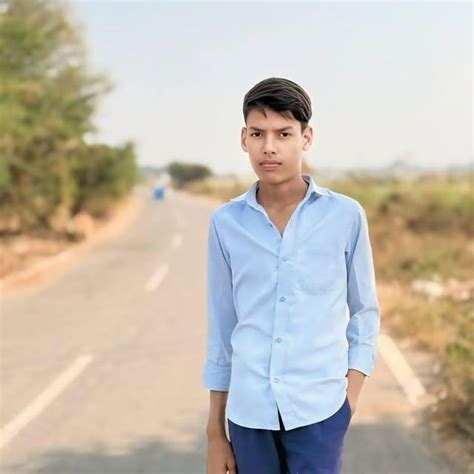 Sareen Raniyaa Sareen Raniyaa • Threads Say More