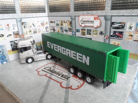 Miniatura Caminhão Container Scania V8 R730
