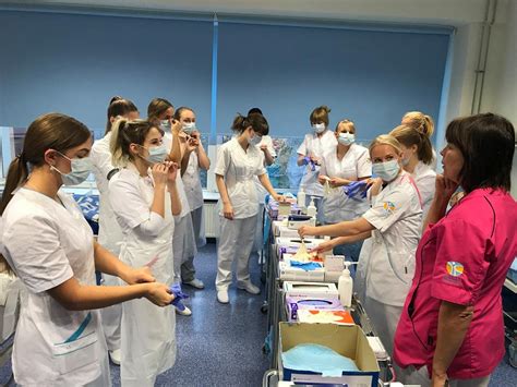 კურსდამთავრებულთა დასაქმების პერსპექტივები და სამომავლო ანაზღაურება