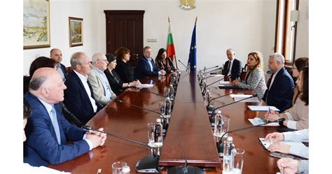 Дейности за повишаване на професионализма в съдебната система бяха обсъдени от Министерството на