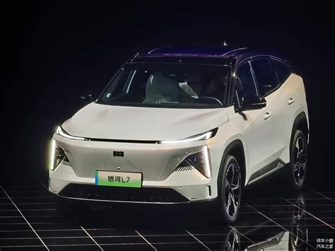 【文章】两年内推出7款产品，吉利银河新车规划公布。2月23日，吉利新能源品牌战略发布会上，吉利公布了银河系列的新车规划。按照计划，旗下首款车型是银河l7（插混 纯电suv），将在2023年第二