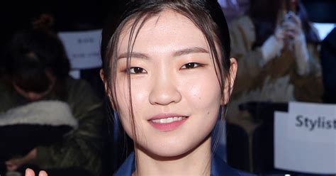 포토]심석희 빙속여제의 수줍은 손인사