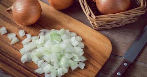 Este Truco Es El Más Eficaz Para No Llorar Al Picar Cebolla Según La Ciencia Infobae