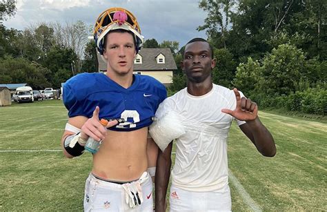 Tennessee Football Commit Schedules Official Visits Five Other Schools