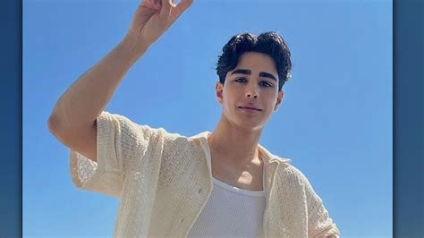 Omid Scobie Fans Flames Of Suspicion With Endgame Book Scandal Heres What We Know