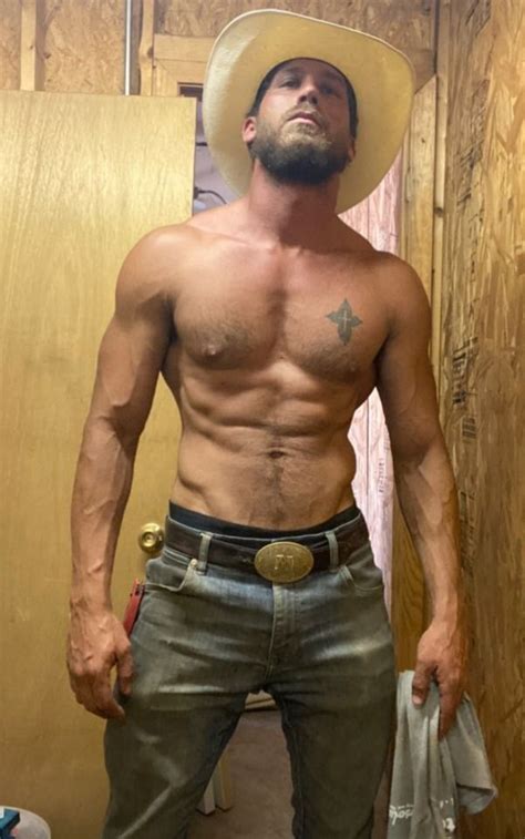 Pingl Par Matt Wink Sur Farm And Country Studs Baroudeur