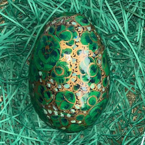 Prostyle Дървено яйце Зелени цветя 🥚 За все по пъстро все по забавно и все по цветно