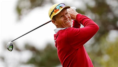 my right arm starts shaking and i can t control that bunker mentality