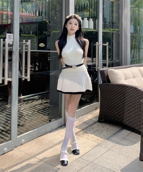 캣스트릿 무료배송 코디세트 탑스커트 로이화이트 미니투피스셋업 화이트