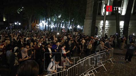 ვითარება პარლამენტთან ნოდარ ჩაჩუას ჩართვა Youtube