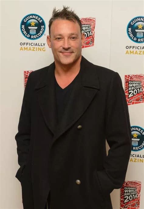Heart Radios Toby Anstis Calls The Police As Hes Left Stuck On Freezing Tube Train Irish